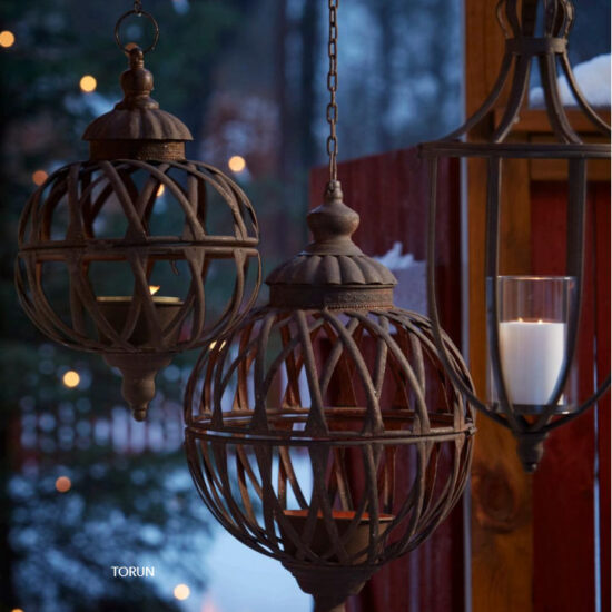 wikholmform | Blooms and Rooms